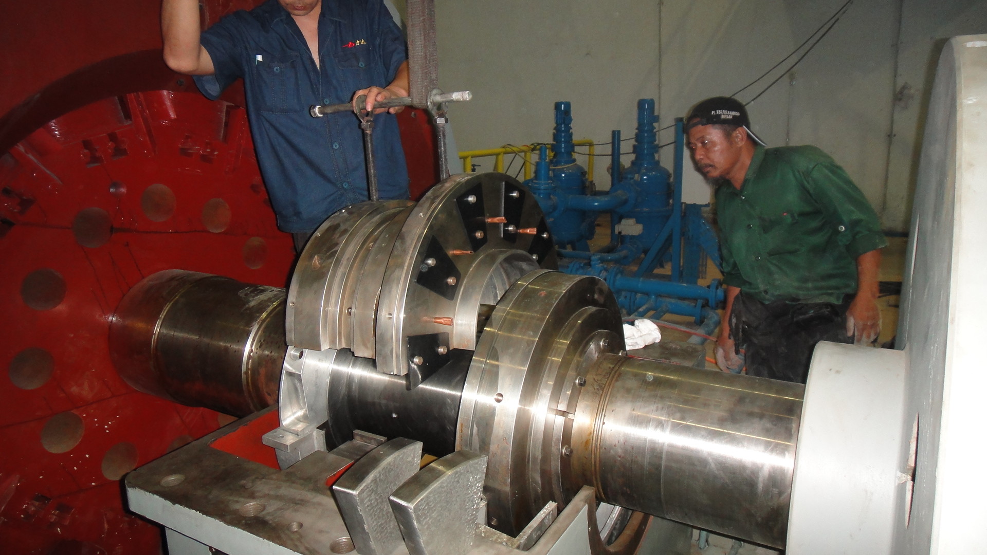 Vertical Hydro Turbine Generator 1000 KW for Water Turbine System